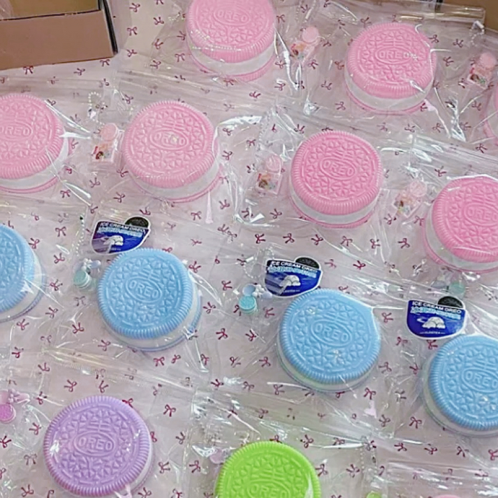 S Size Squishy Oreo Stress Relief Decompression Toy – PinkPinkSquishy